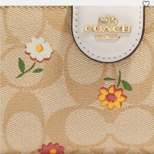 Coach | Bags | Nwt Coach Medium Corner Zip Wallet In Signature Canvas ...